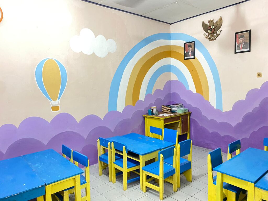Pengabdian Masyarakat Redesain Interior Ruang Kelas TK Tunas Mandiri ...
